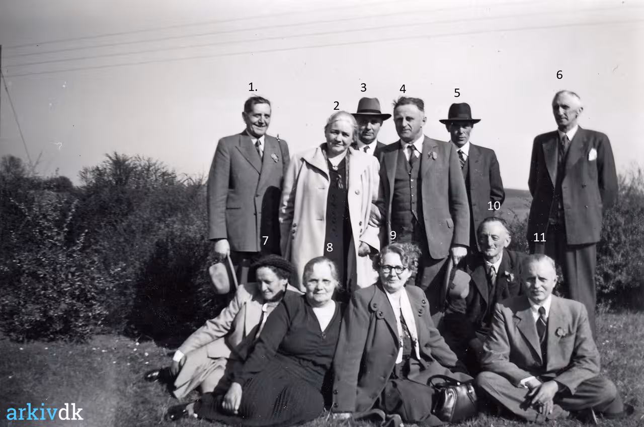 arkiv.dk | Tanderup Skole.50 Års Jubilæum. Tanderup Sogn.1/5 1952.
