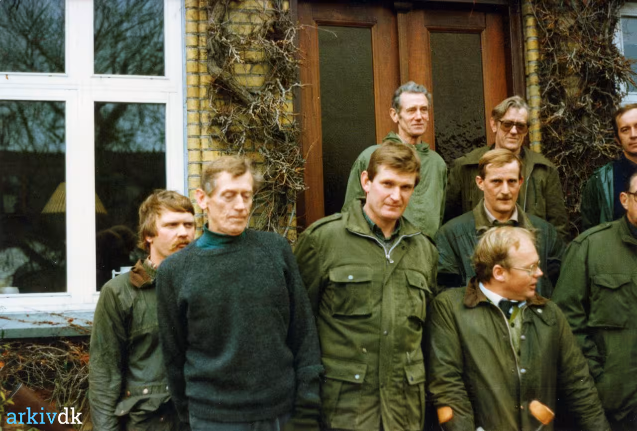 arkiv.dk | Jagtselskab på "Skovlund", Grindsmosevej 2, Barløse. 1986.