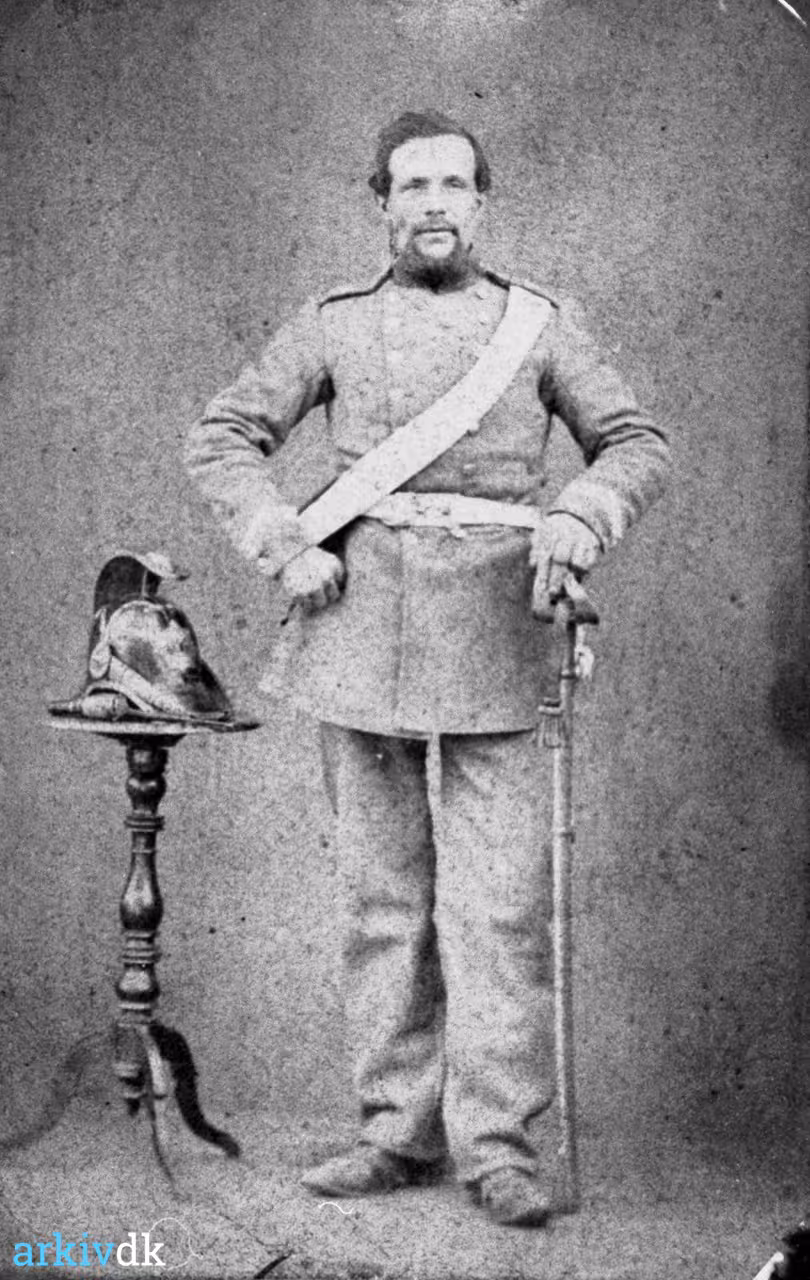 arkiv.dk | Soldater i 4 generationer. Billedserie 4 fotos