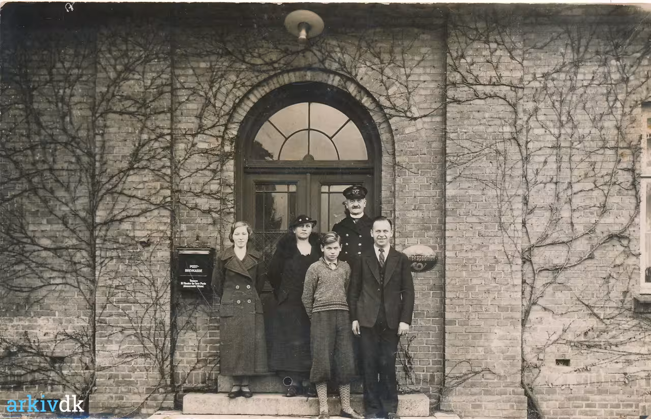 arkiv.dk | Gudrun Kamma Pedersen f. Larsen, Tommerup Stationsby.