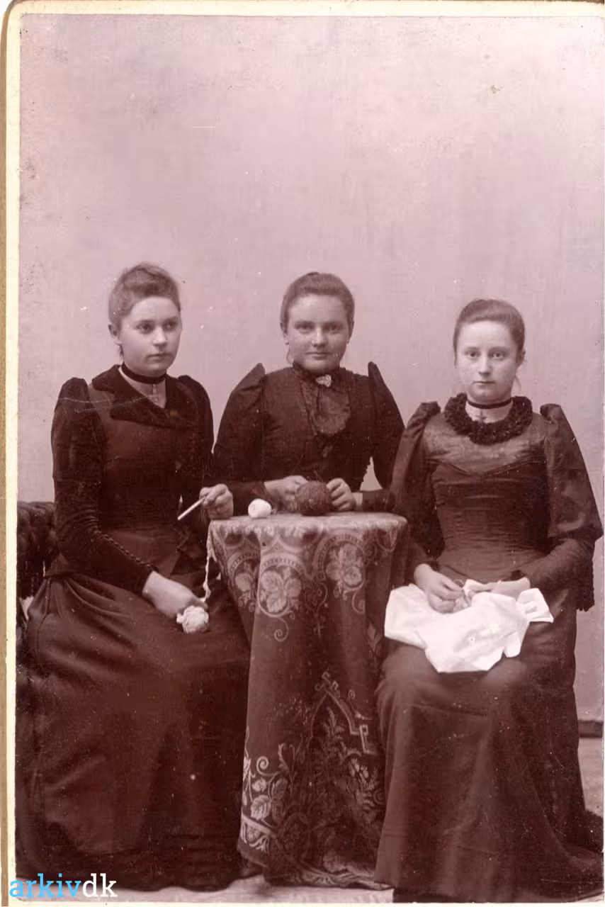 arkiv.dk | Ane Marie Hansen, f. 12-10-1870 på Faldengård, datter af gdm ...