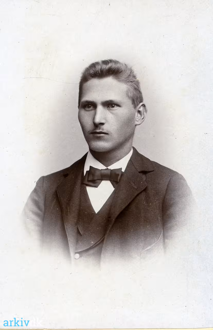 arkiv.dk | Brugsuddeler Peder Nielsen, 1872-1941, ”Bakkehuset ...