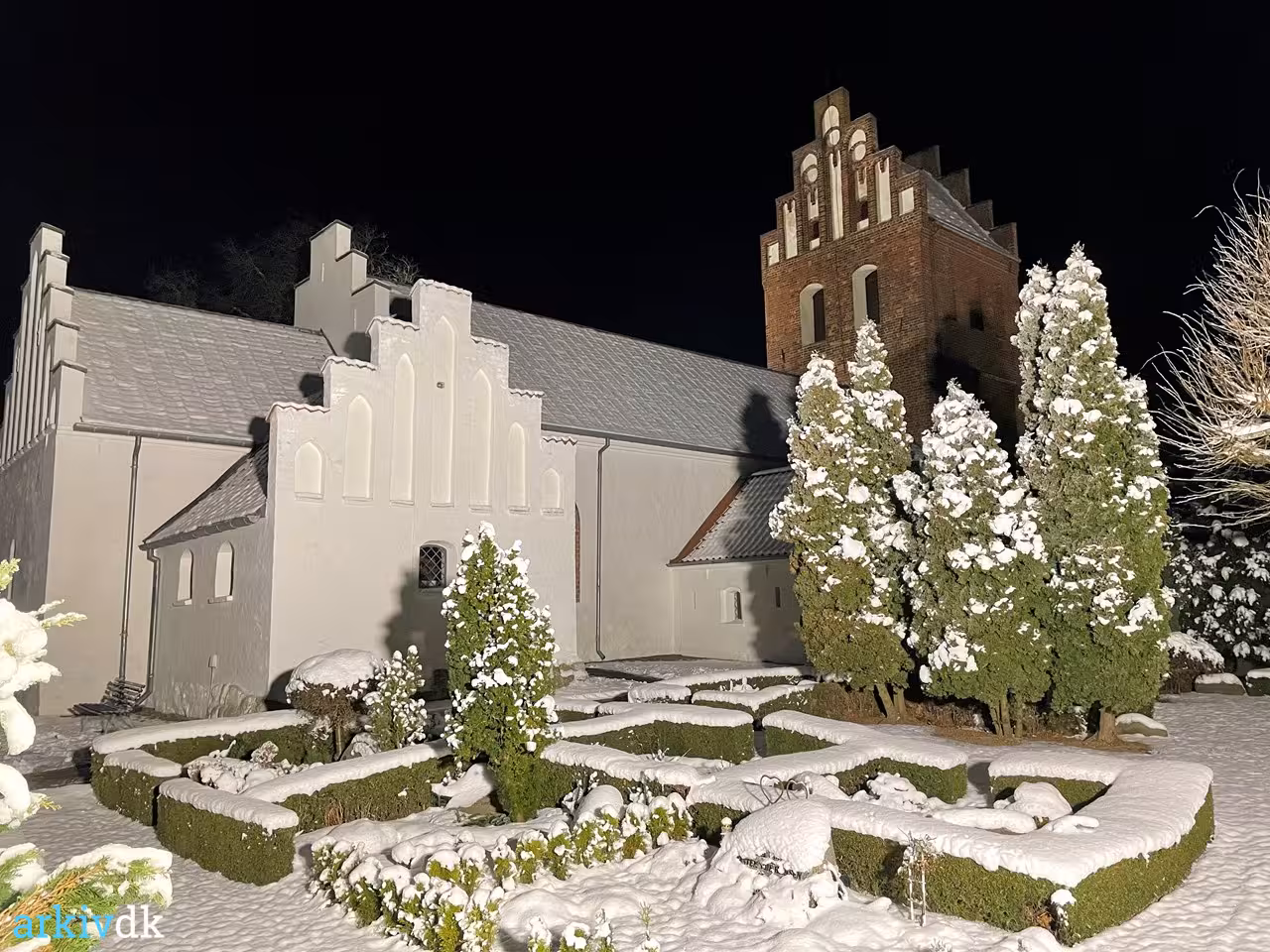 arkiv.dk | Græsted Kirke