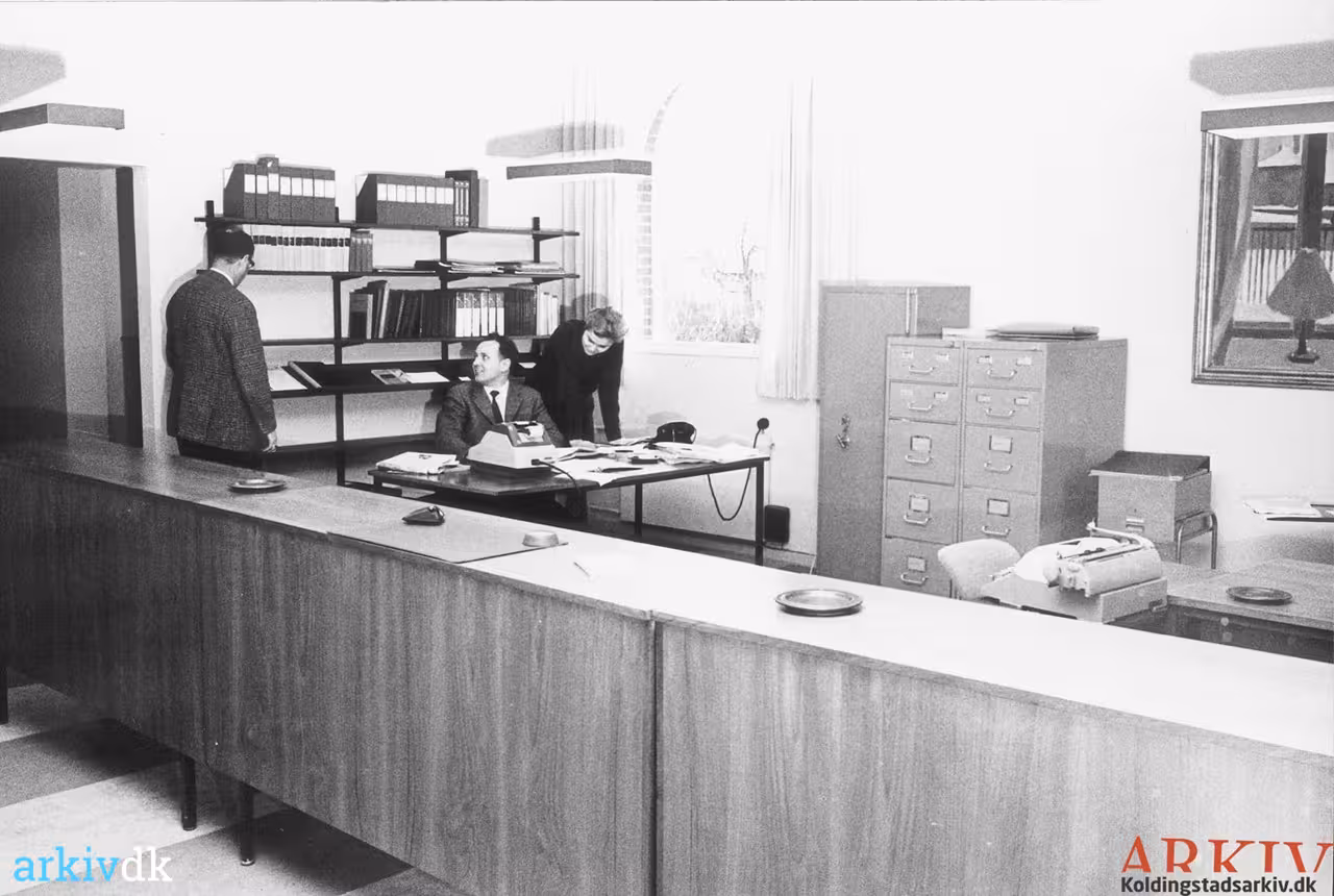 arkiv.dk | Nyt kommunekontor i Nr. Bjert.