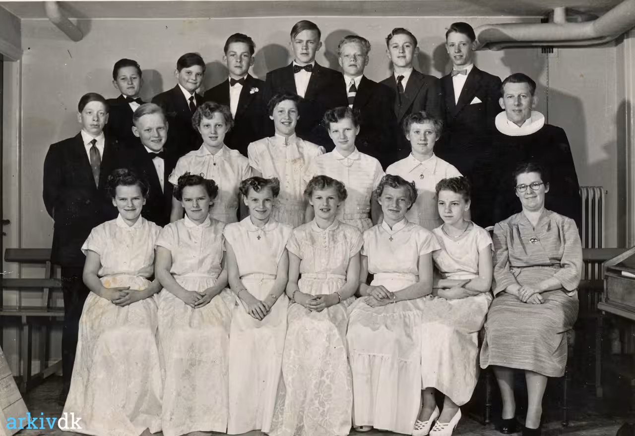 arkiv.dk | Konfirmander 1956