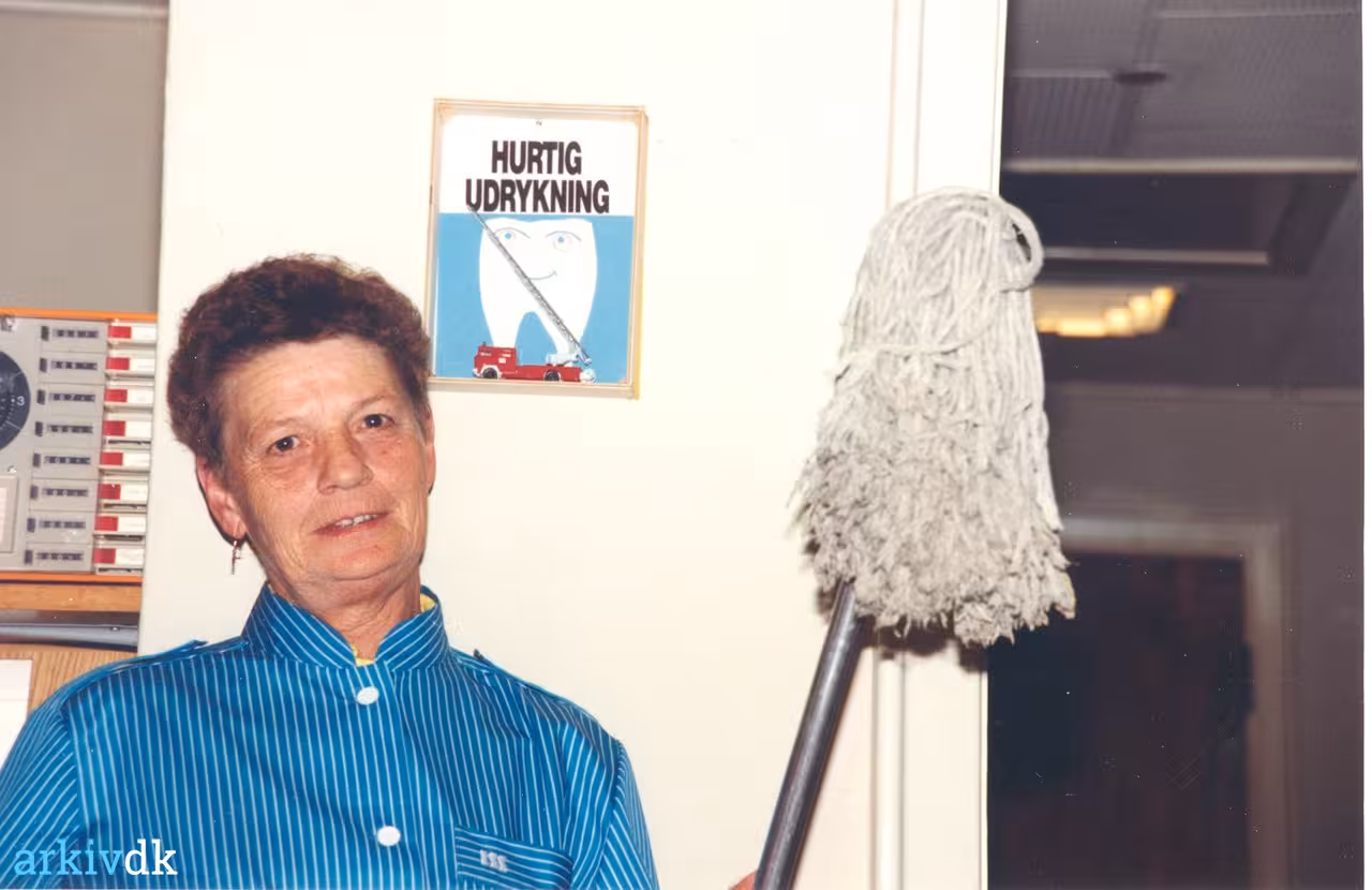 arkiv.dk | Ringsted Brandvæsen, Inga Møller Rengøringsdame