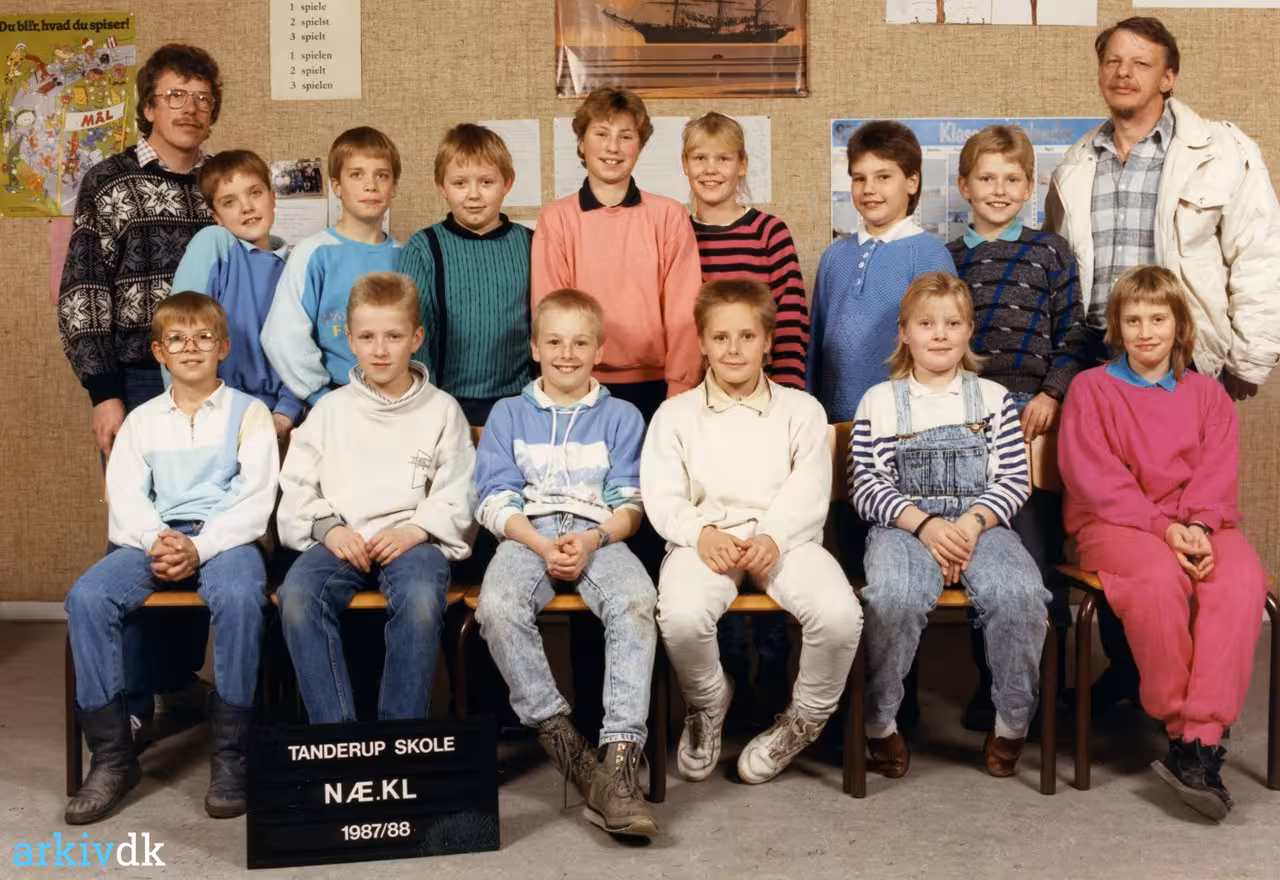 arkiv.dk | Tanderup skole. Klassebillede. N.Æ. kl. år 1987 - 1988, Tanderup sogn