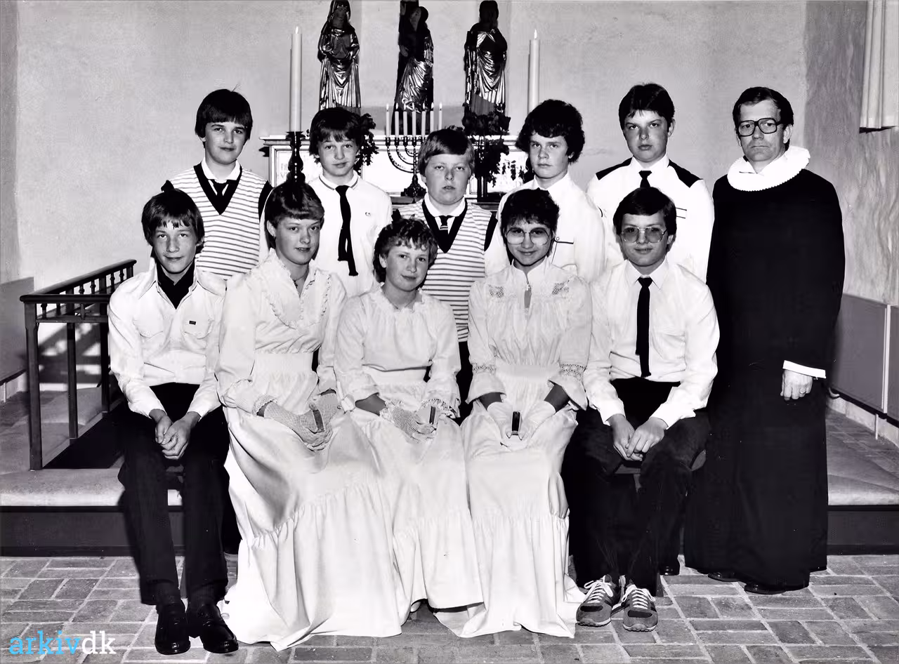 arkiv.dk | Konfirmation søndag den 9. maj 1982 i Alstrup kirke