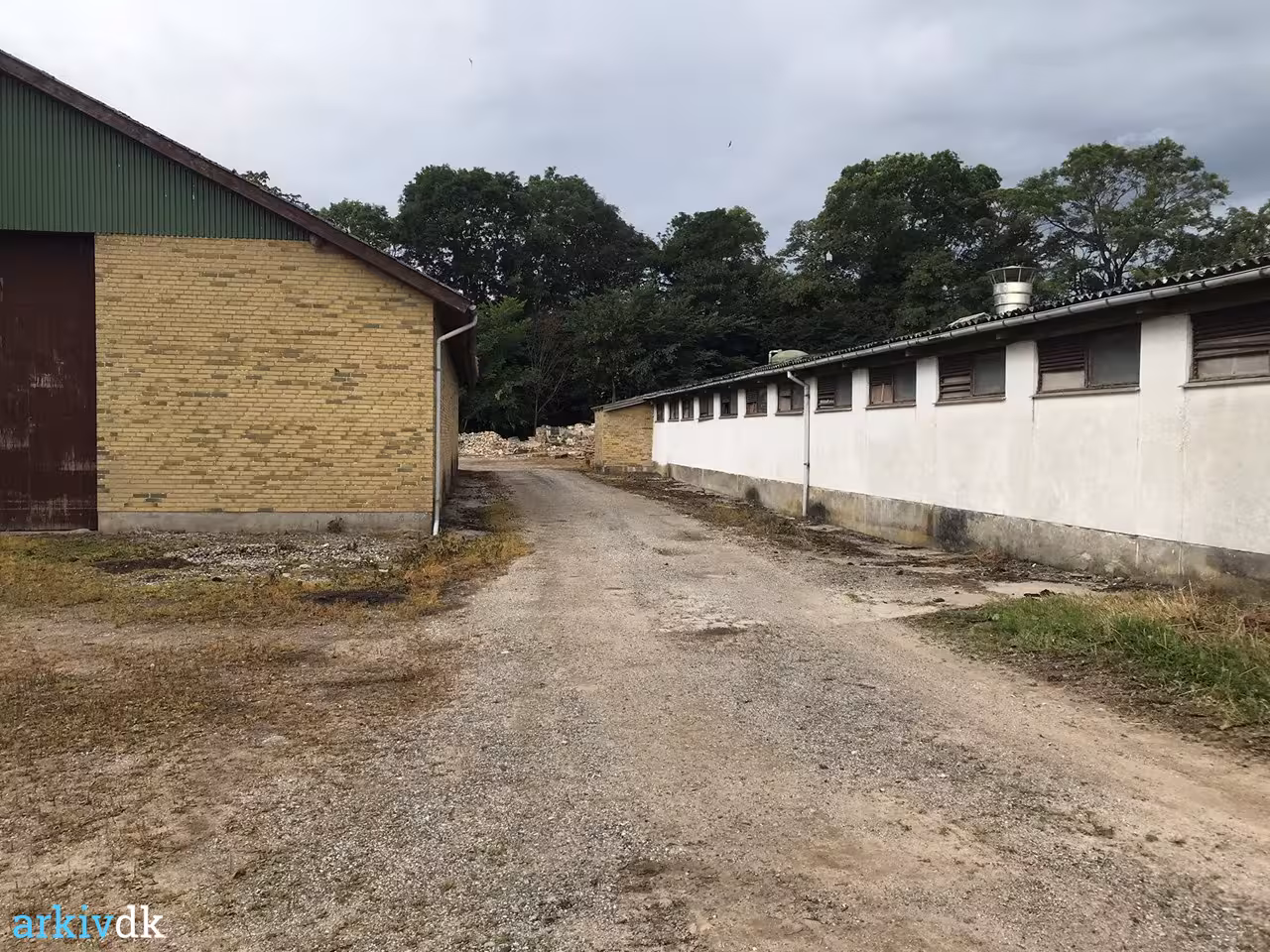 arkiv.dk | Nedrevet bygning ved Ø. Rør, Øster Rørvej 20, Gærum, august 2022