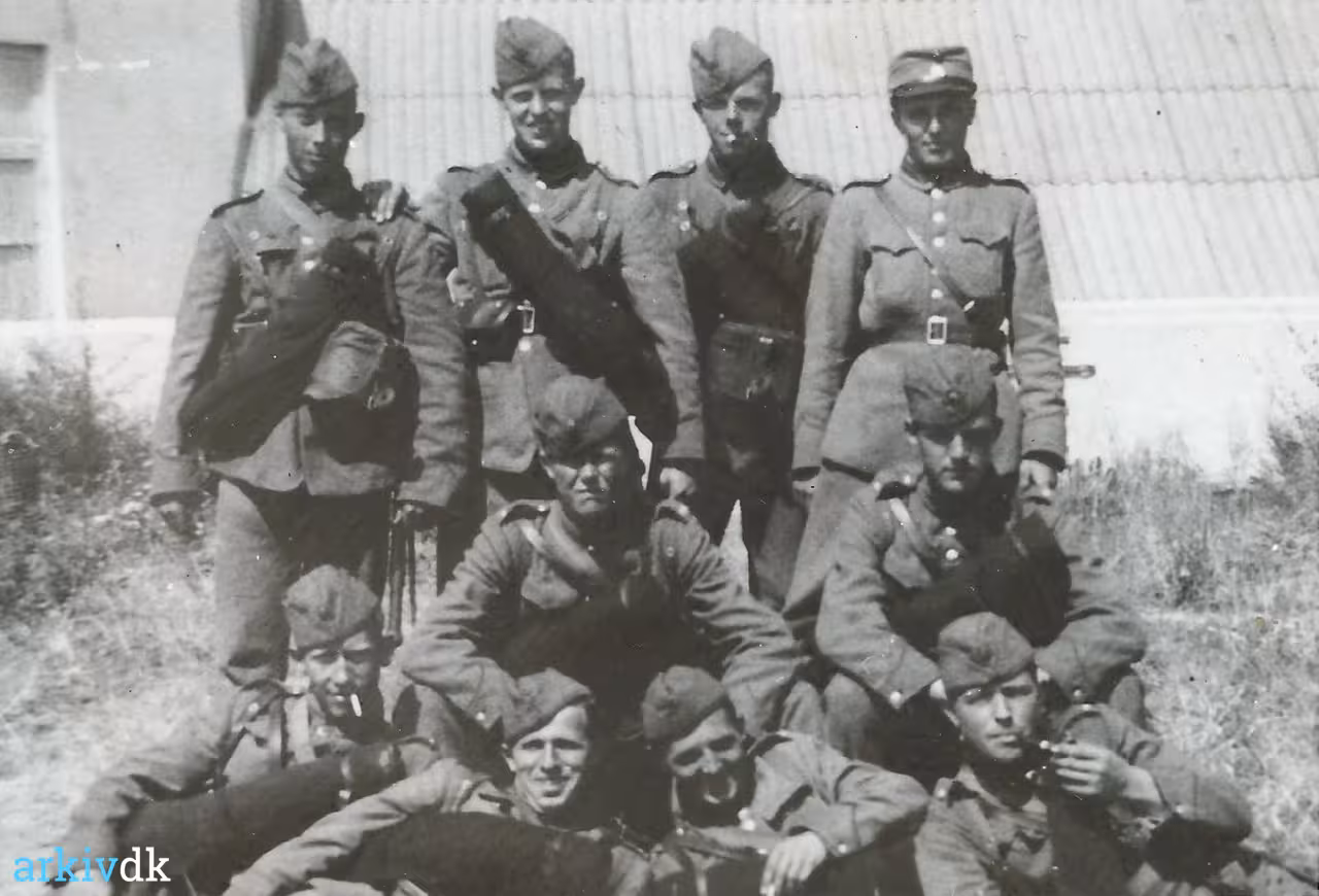 arkiv.dk | Svend Carlsen Som rekrut på Antvorskov Kaserne - 1939