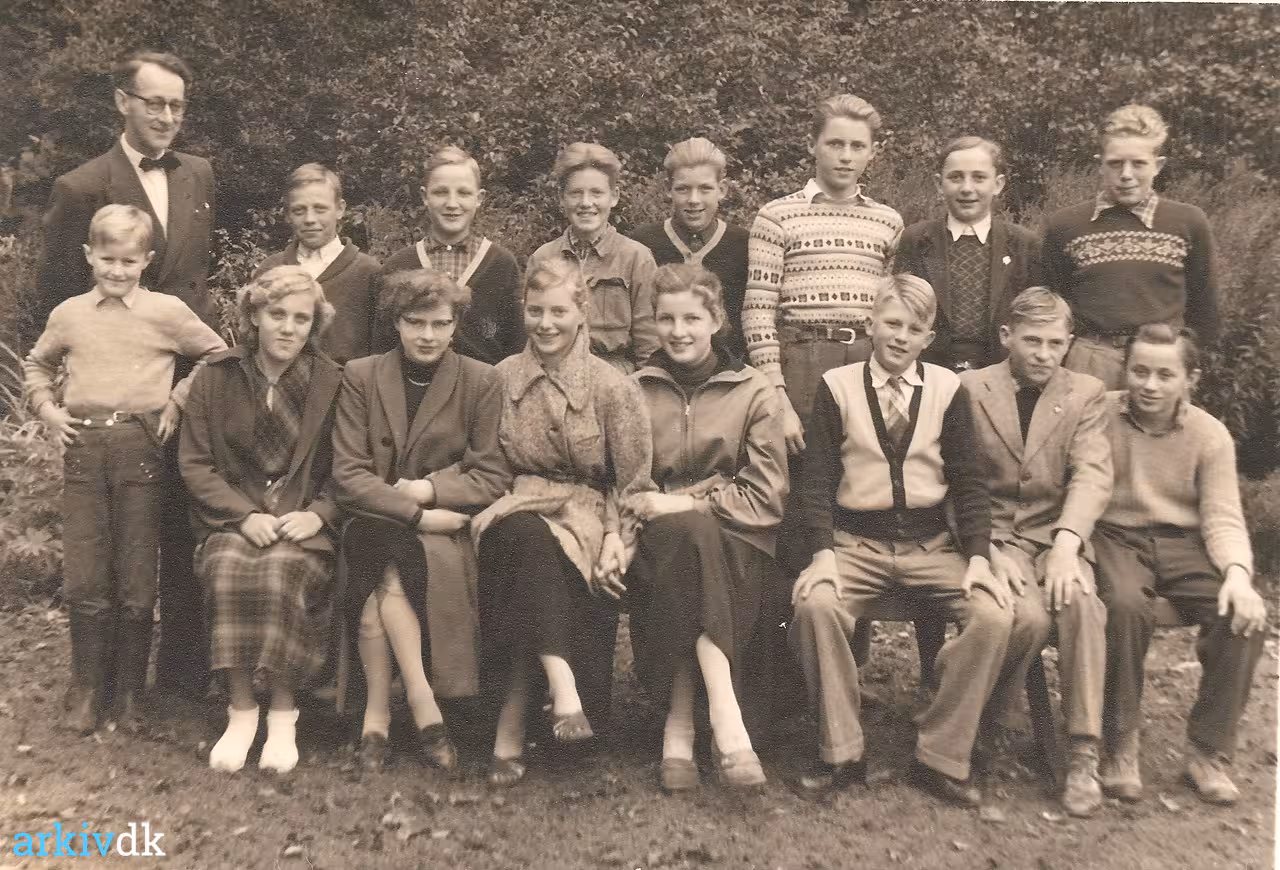 arkiv.dk | Konfirmander Ørsted 1954 Efterår