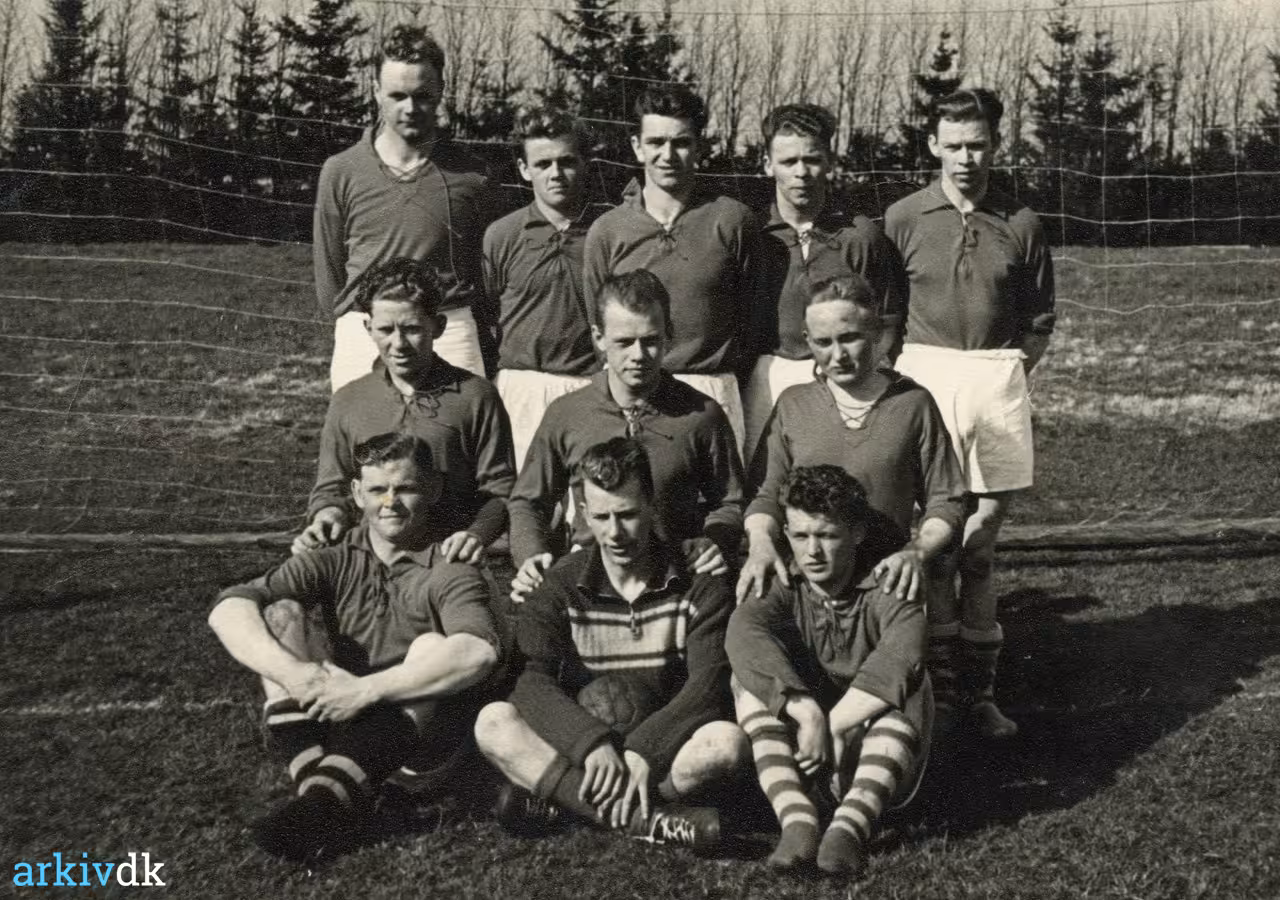 arkiv.dk | Fodboldhold- Gudumholm