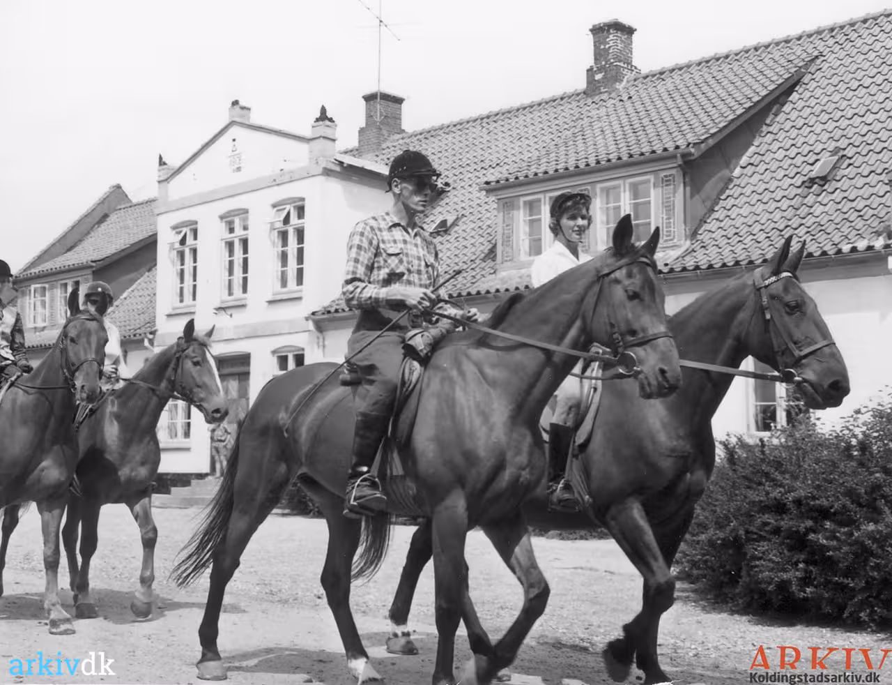 arkiv.dk | Sdr. Stenderup Ridesport