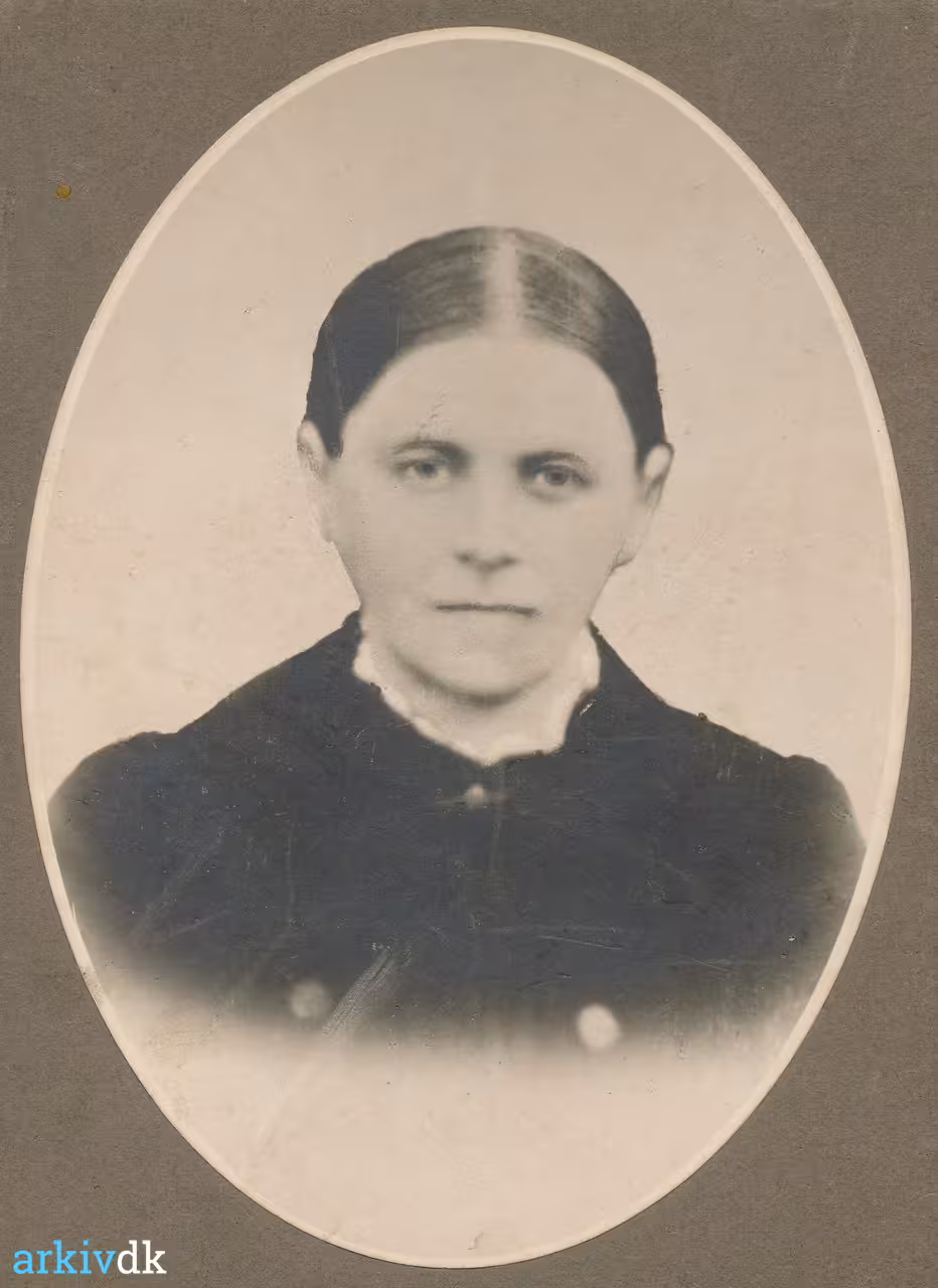 arkiv.dk | Portræt af Jensine Marie Jensen