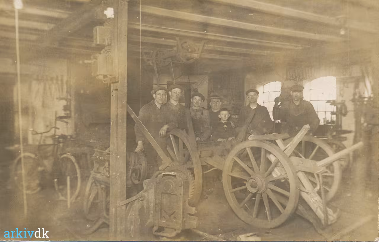 arkiv.dk | Lindbergs smedeværksted, Østergade 21, 6630 Rødding