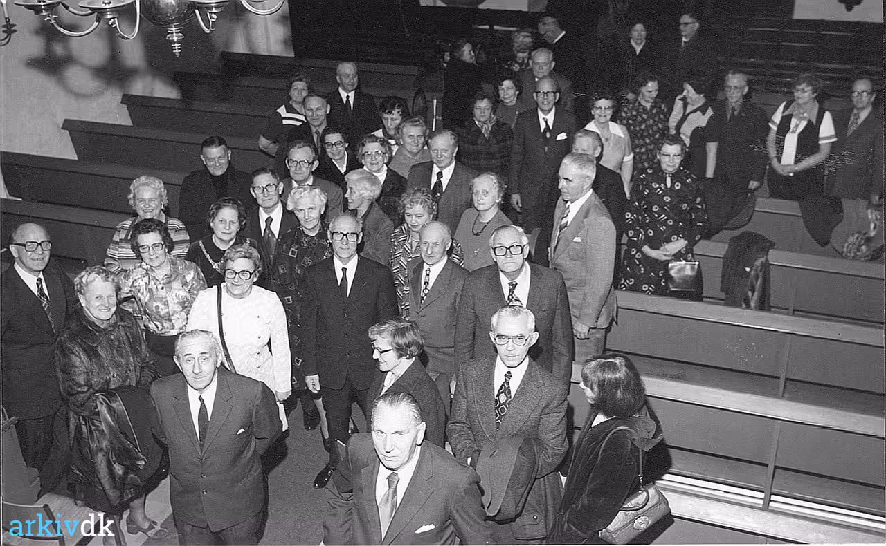 arkiv.dk | Guldkonfirmation i Nordborg Kirke, ved Pastor Preben Holm, Tontoft 1,Nordborg. 01.04. ...