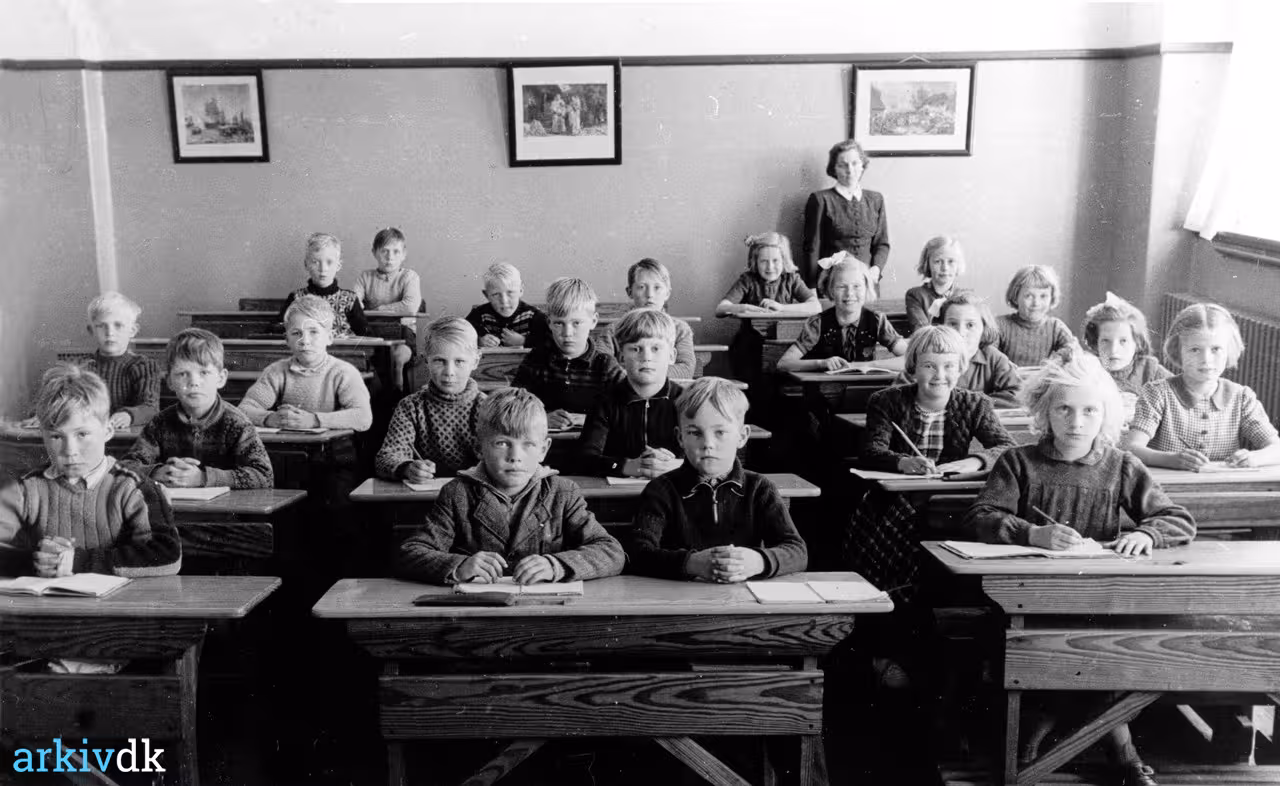 arkiv.dk | Brabrand Kommuneskole, Brabrand. 1950.