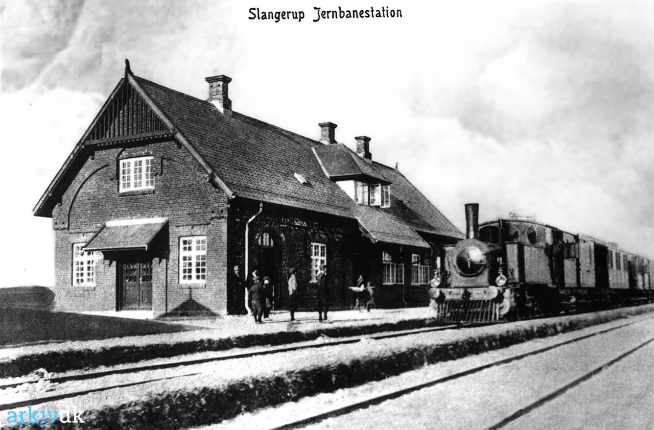 arkiv.dk | Slangerup Jernbanestation.