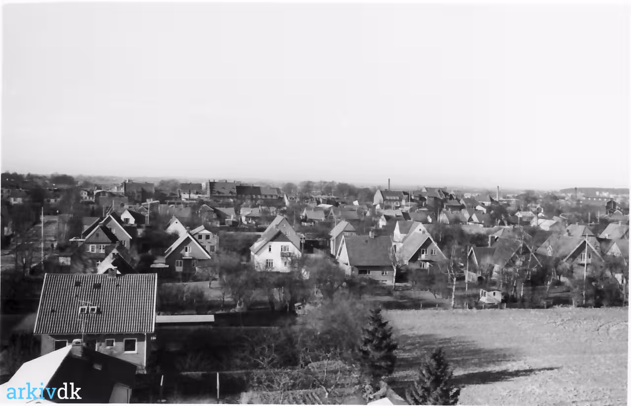 arkiv.dk | Udsigt over Haslev, set mod vest fra Falcks tårn. ca. 1967.