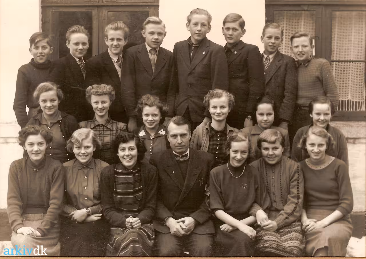 arkiv.dk | Konfirmation Aale Kirke 1955