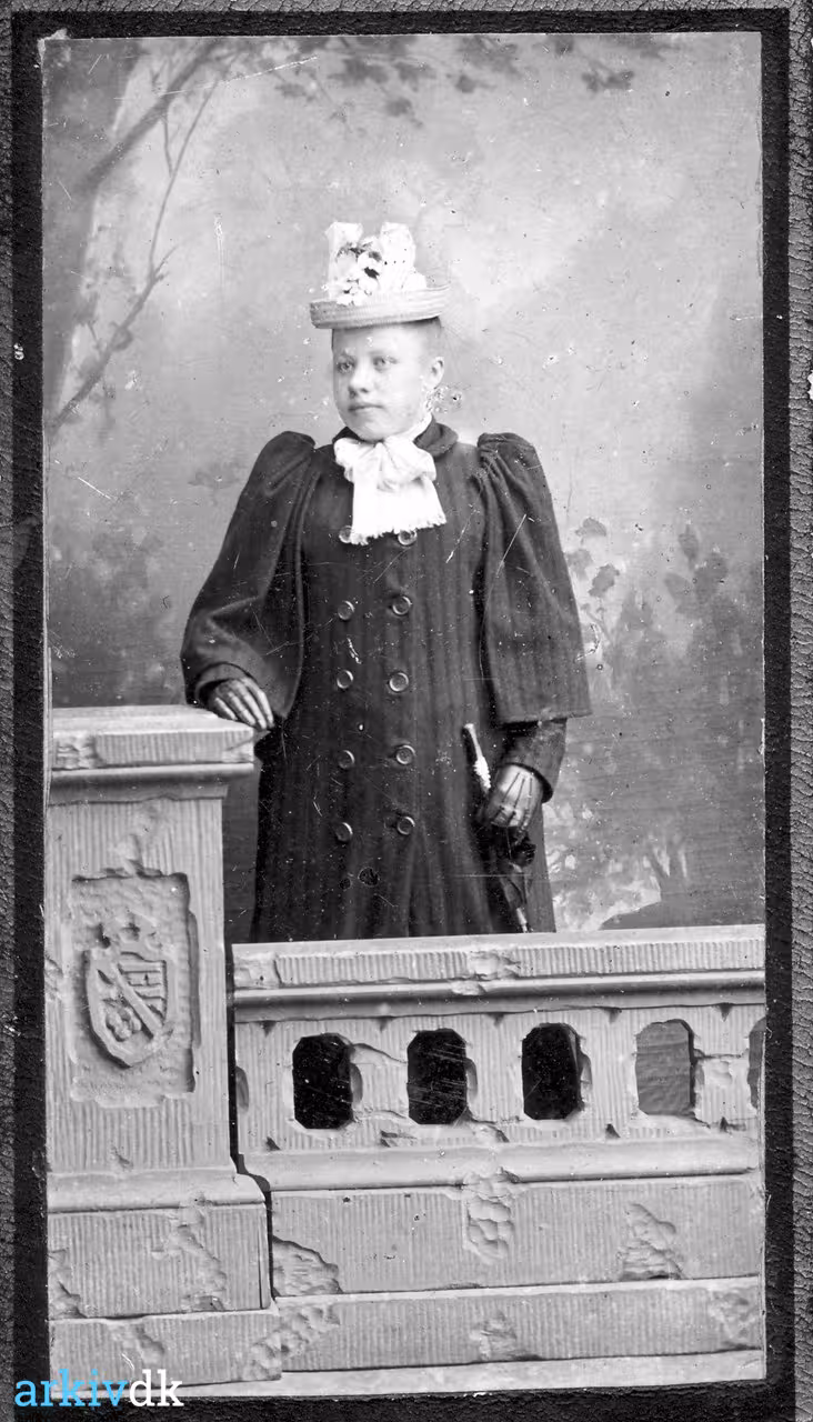 arkiv.dk | Personer: MORTENSEN, KIRSTINE