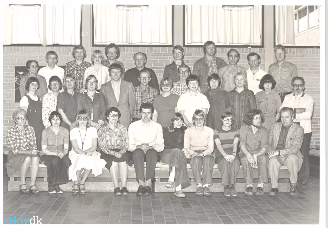 arkiv.dk | Lærere ved Egtved skole 1977.