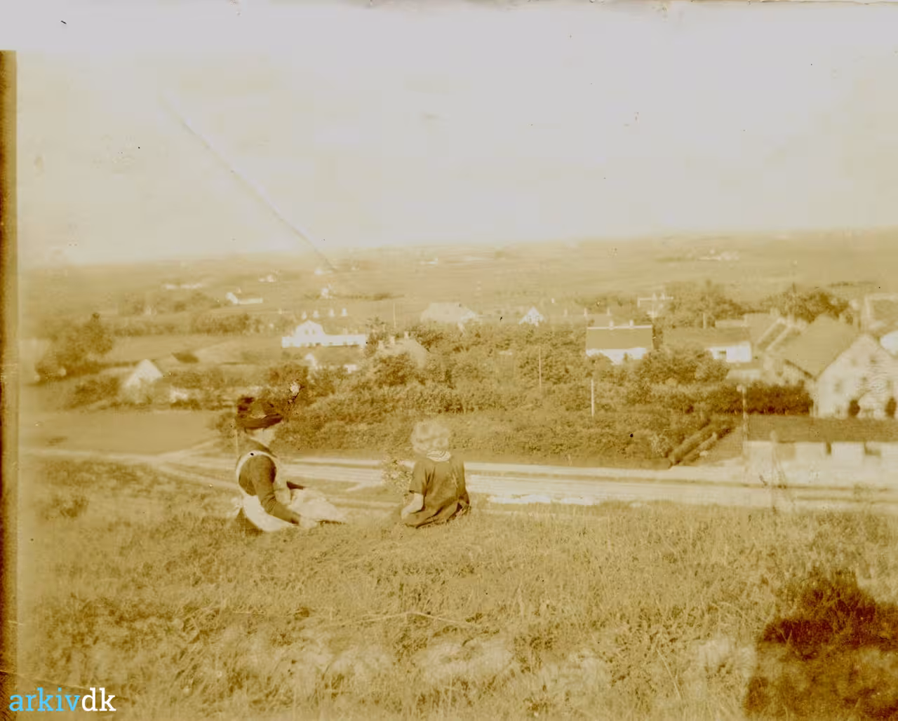 arkiv.dk | Gudumholm by set fra Kridtbakken