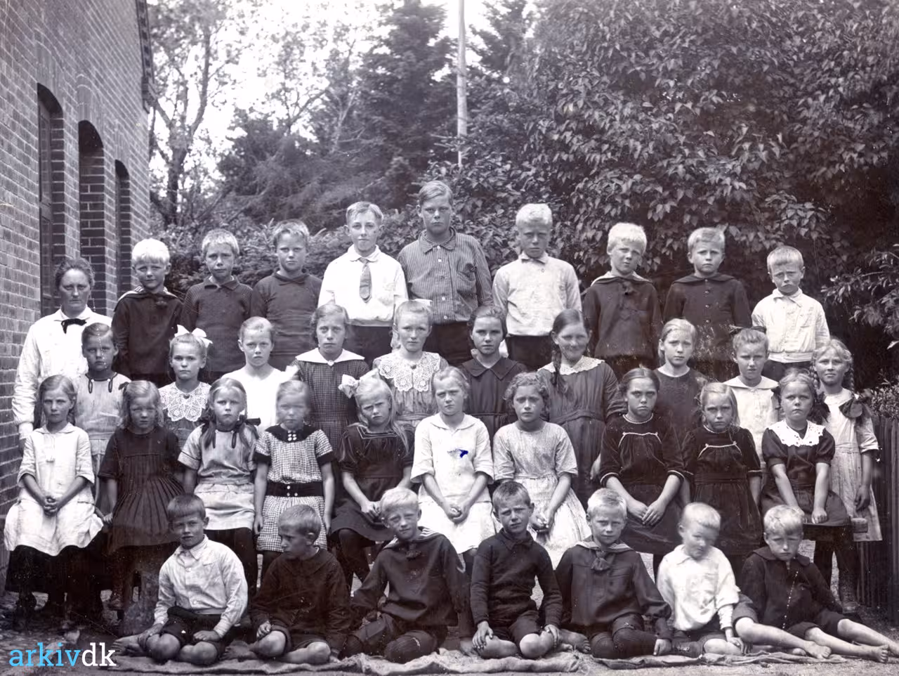 arkiv.dk | Tastum skole elever ca. 1921.