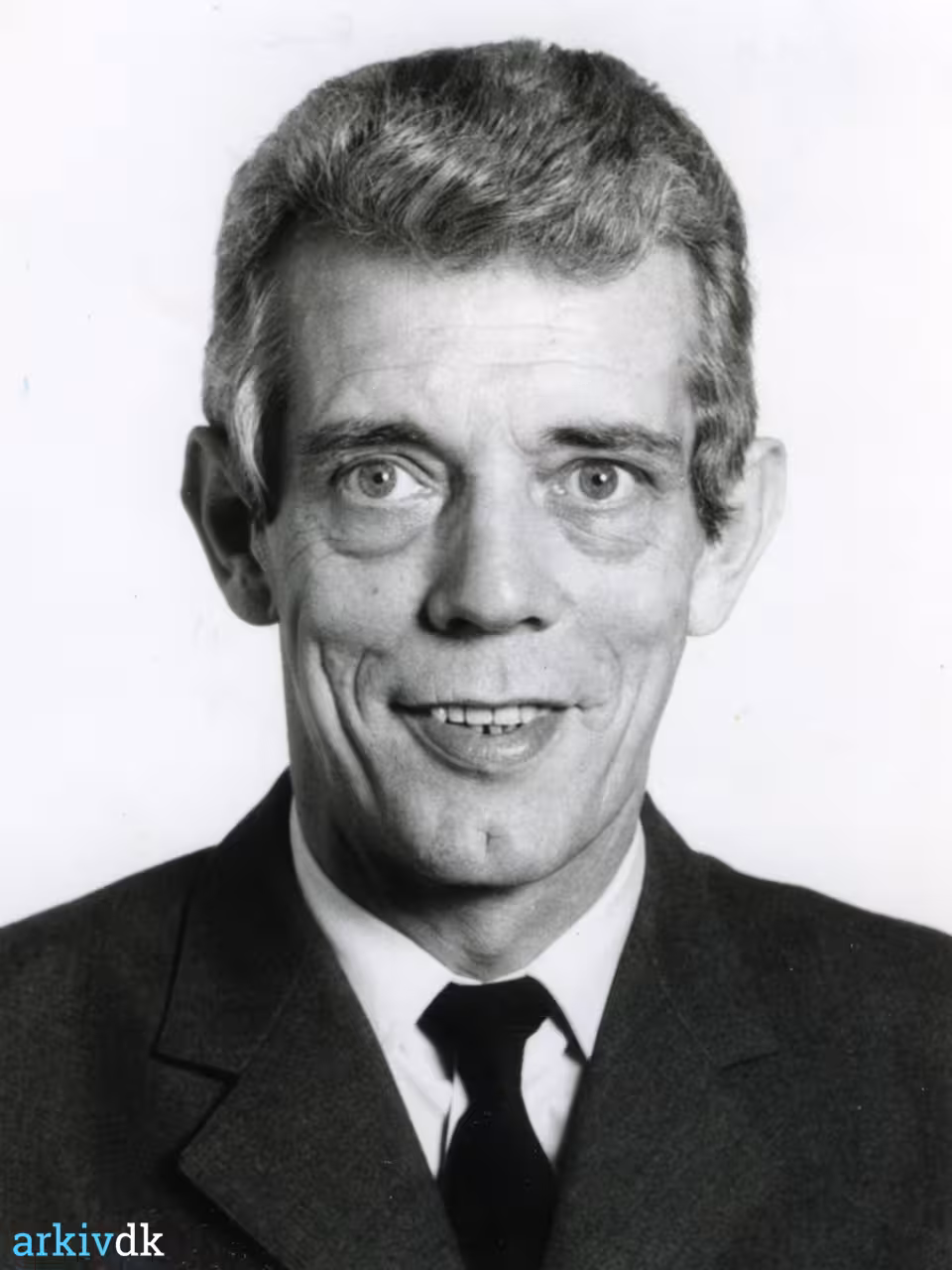 arkiv.dk | Åge Christensen, oberstløjtnant, Vojens.