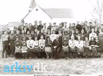 arkiv.dk | 1960 Konfirmation i Them Kirke.