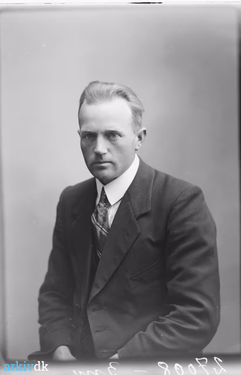 arkiv.dk | Thorvald Jensen, Foldager