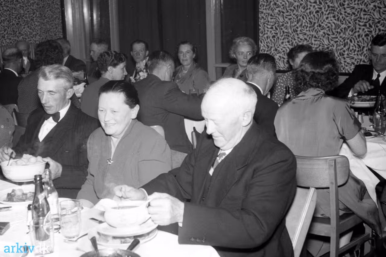 arkiv.dk | Smedemester Vestergaard. Hou ved Mariager