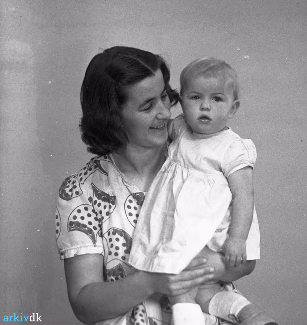 arkiv.dk | Ellen Fynbo, Egens og datteren Lone-Elisabeth