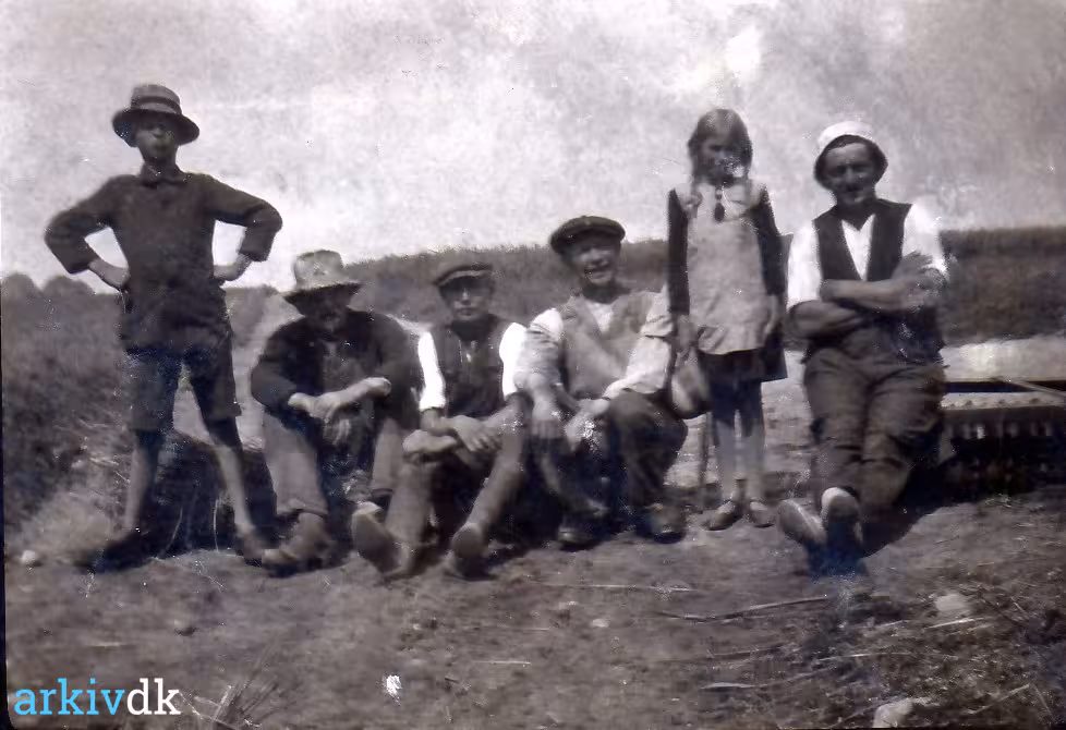 arkiv.dk | Hans Hansen, Hans Hansen, ukendt, ukendt, Marie Hansen og Laurits Mosebo