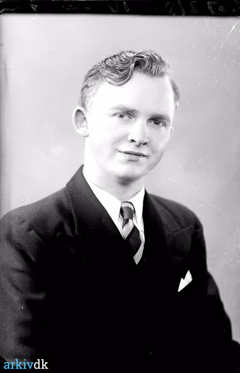 arkiv.dk | Aage (Åge) Jespersen, mejerist, Danelyst