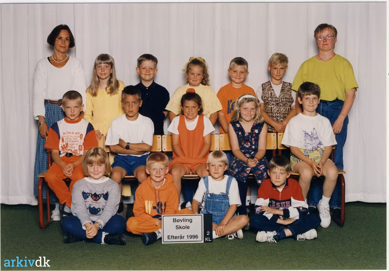 arkiv.dk | Elever Bøvling Skole 1996-97 2. kl.
