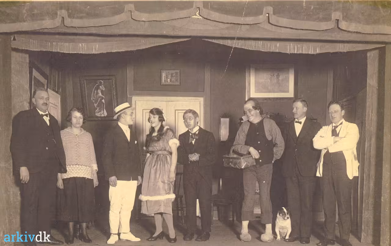 arkiv.dk | Dilettant "Kusine Lotte"