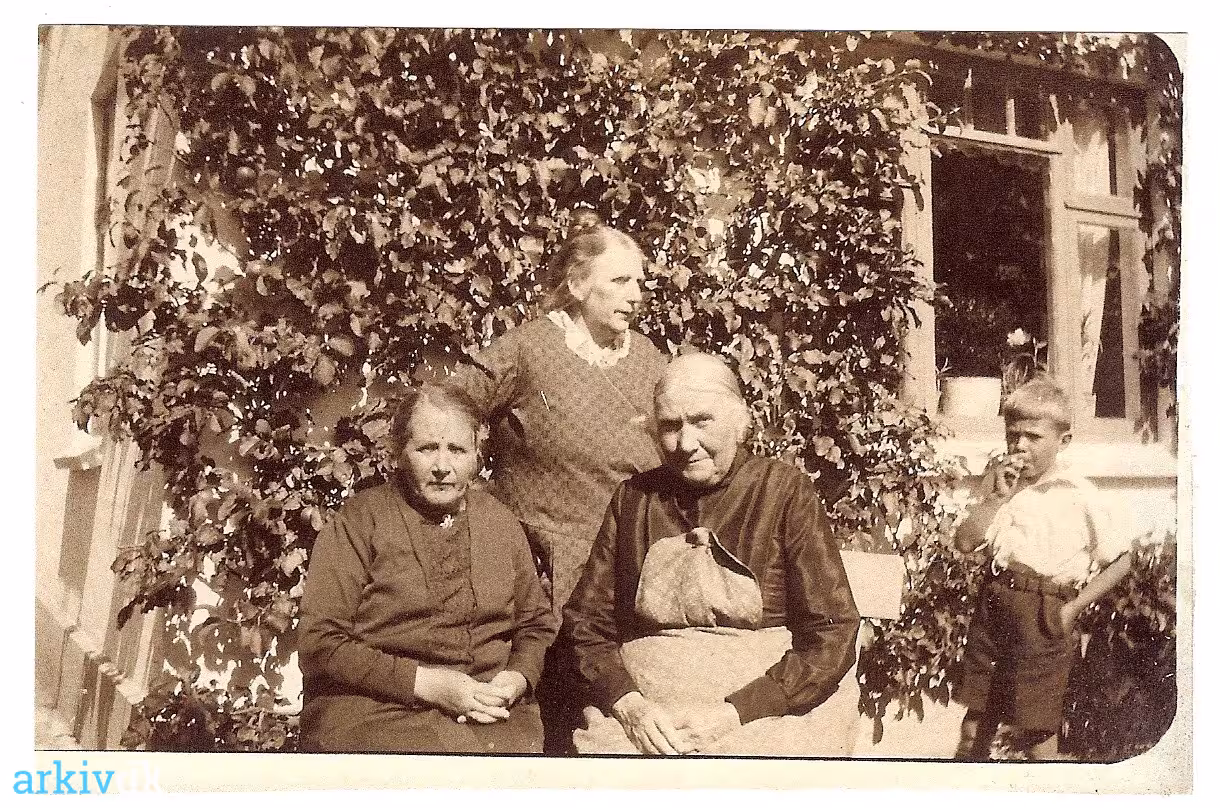 arkiv.dk | Hygge i haven.