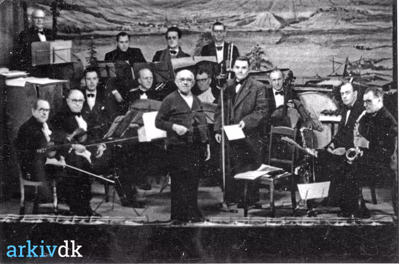 arkiv.dk | Niels Larsen.