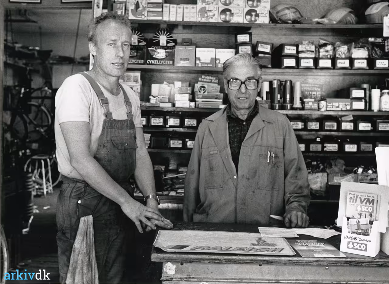 arkiv.dk | Cykelsmed Svend Poulsen fejrer 25 års jubilæum
