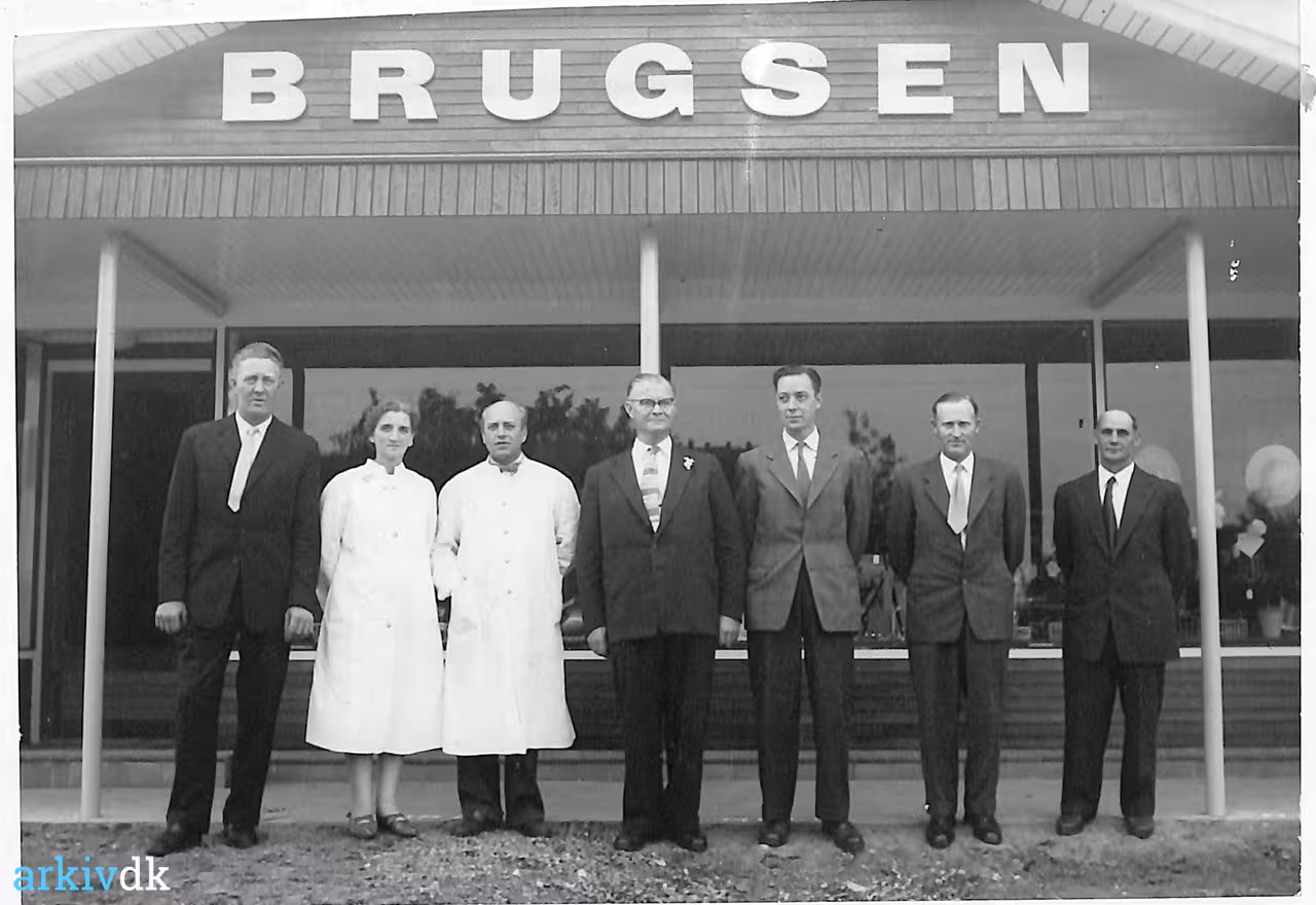 arkiv.dk | Rantzausminde Brugs