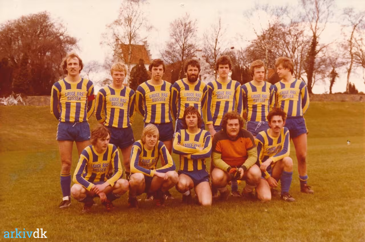 arkiv.dk | Hillerslev Boldklub. Seniorhold 1981