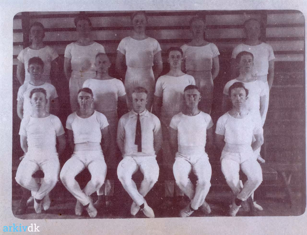 arkiv.dk | Herrehold fra Spjellerup-Torøje gymnastikforening.