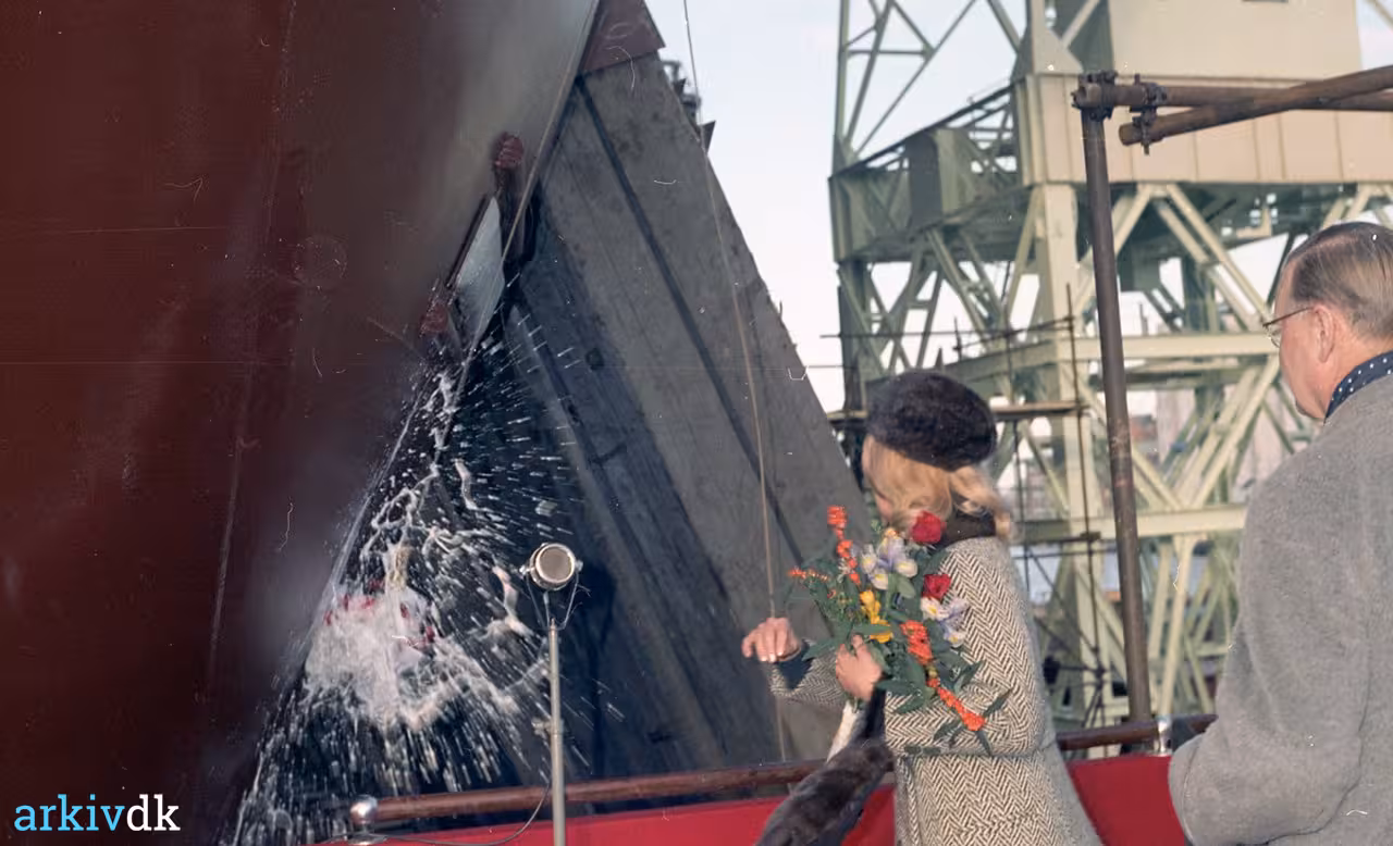 arkiv.dk | Nybygning No 192, M/S Kuznica stabelafløbning, Nakskov Skibsværft. Billedserie