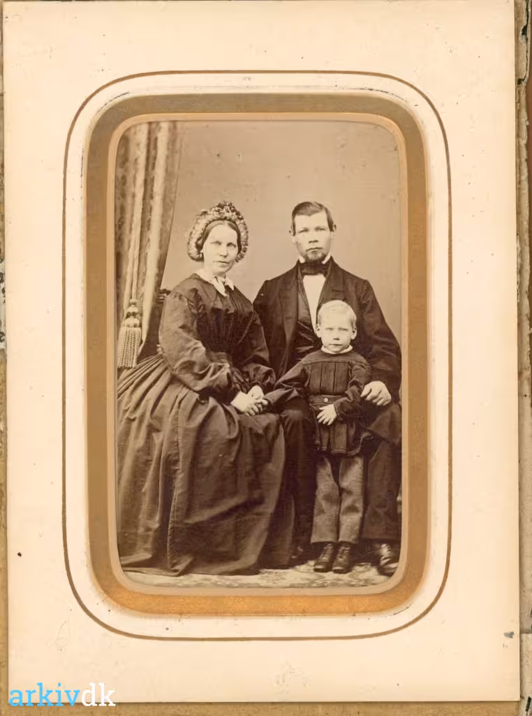 arkiv.dk | Ellen Marie og Thomas Hingsberg