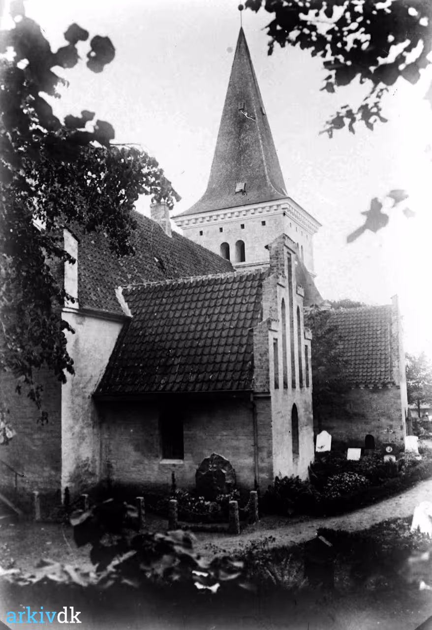 arkiv.dk | Magleby kirke