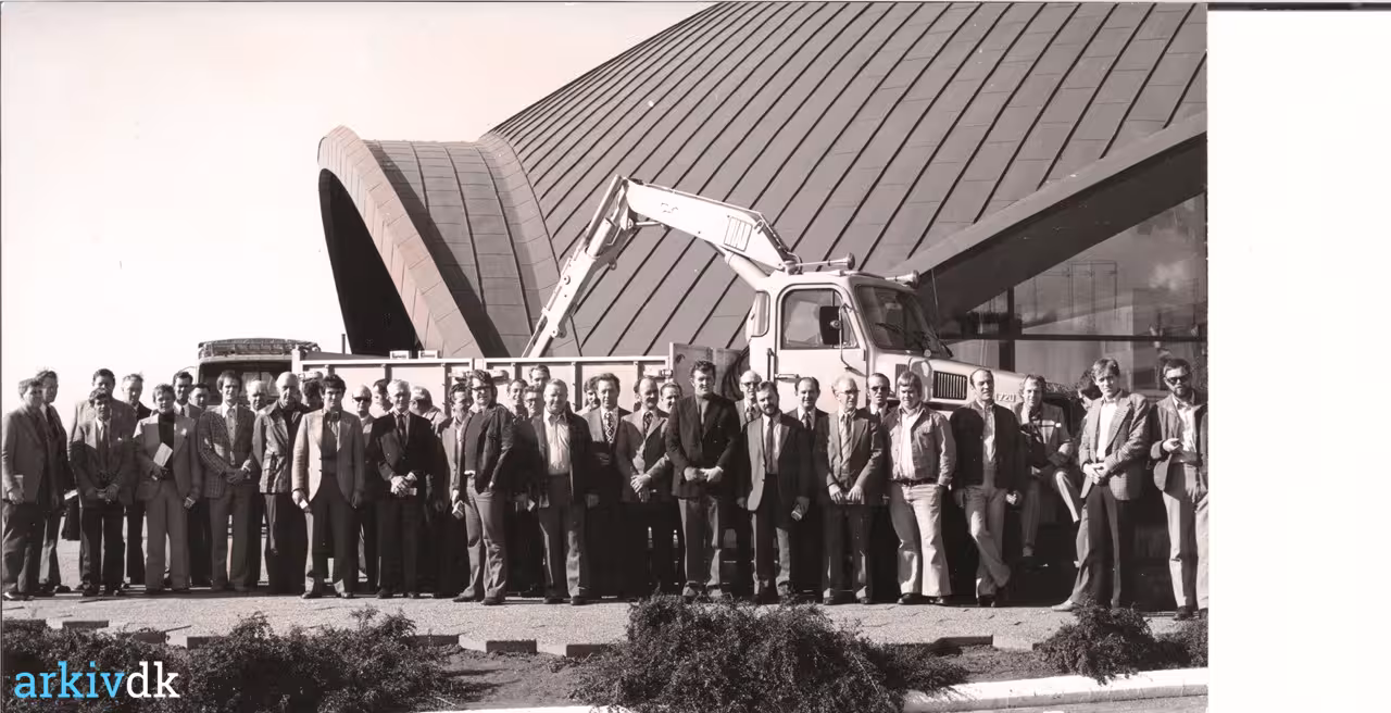 arkiv.dk | Vognmand Vagn Poiulsen køber ny lastbil