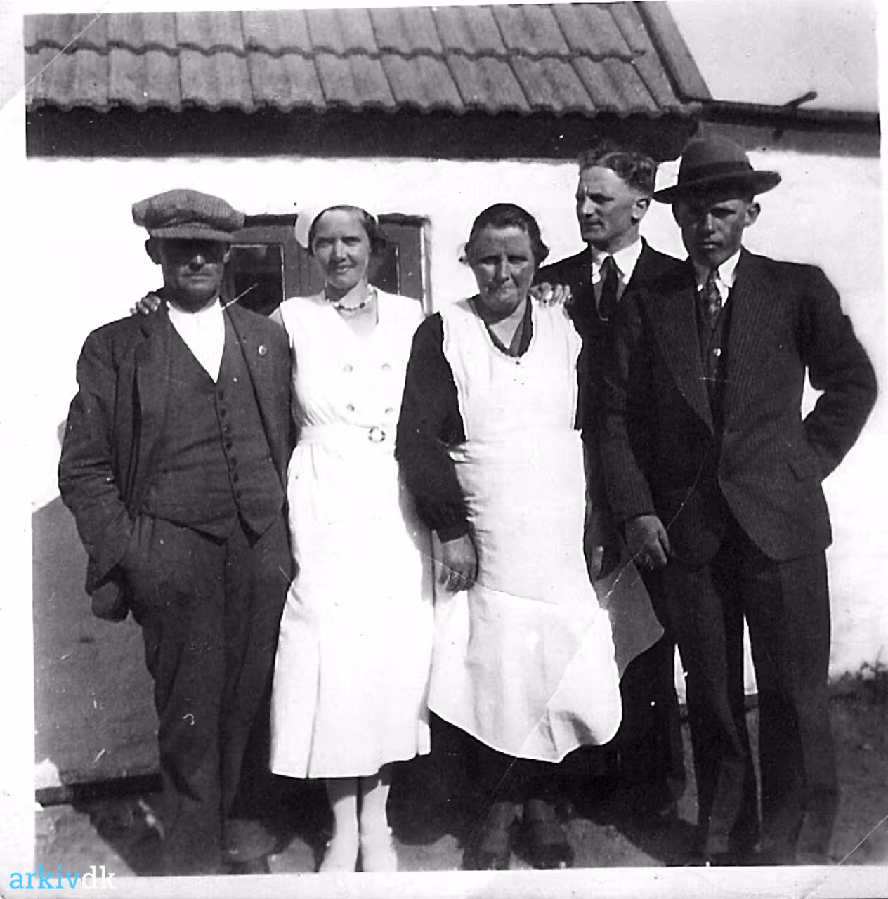 arkiv.dk | Familien Harbjerg Nielsen paa Vesterhavsgade 12, Godthaab, 1946-49