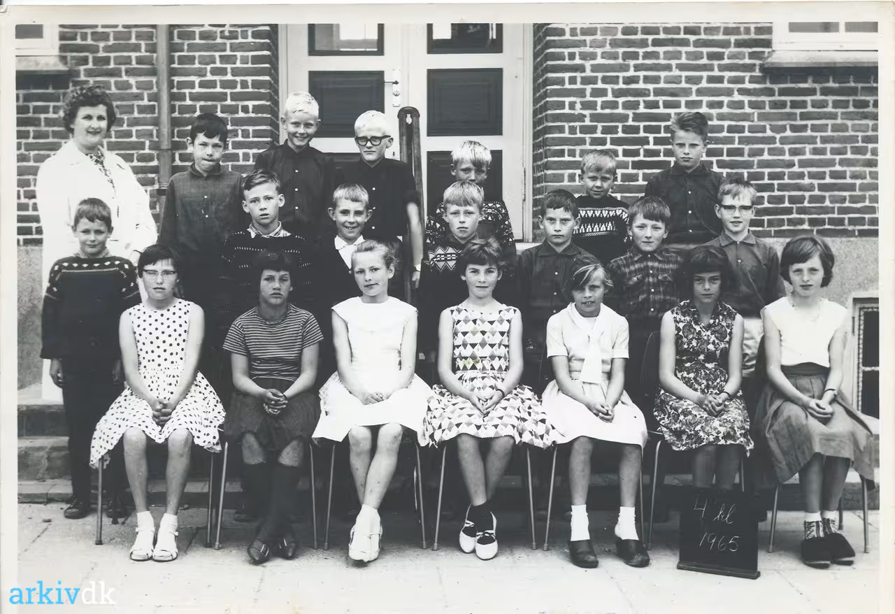 arkiv.dk | Kongerslev Skole,4. klasse klassebillede 1965