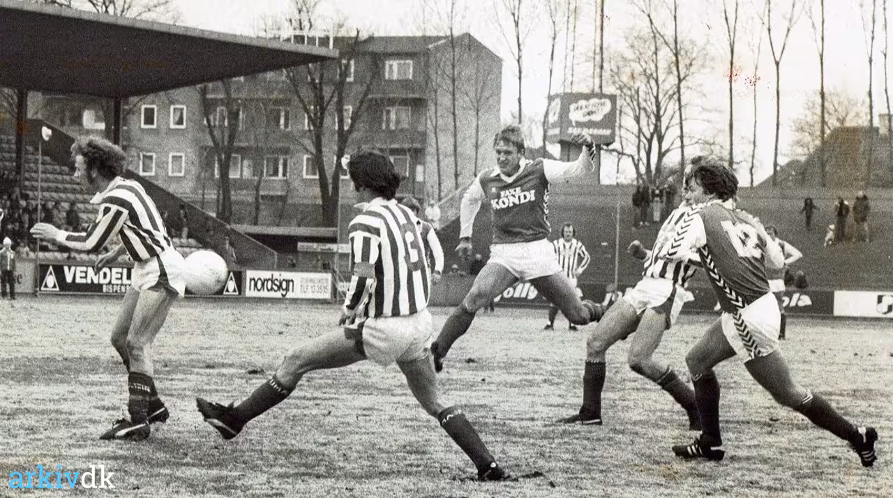 arkiv.dk | Aalborg Boldspilklub (AaB). Kamp: AaB-Næstved Boldklub 0-1. År 1980